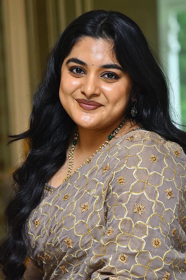#NivethaThomas : టాలీవుడ్‌ హీరోయిన్‌ ఇలా అయిపోయిందేంటి? (ఫోటోలు) | Actress Nivetha Thomas Unseen ...